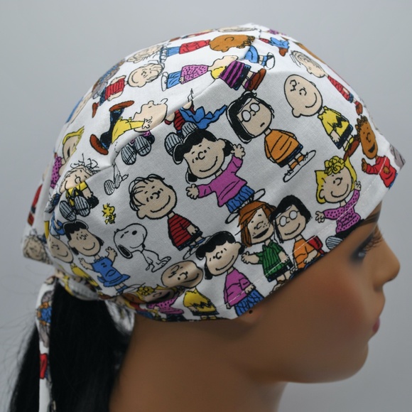 Reasonable Creations | Accessories | The Peanuts Gang Surgical Scrub ...
